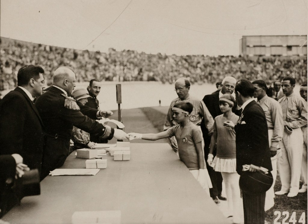 Gymnastics Bios #2: Carla Marangoni – An Old School Gymnastics Blog