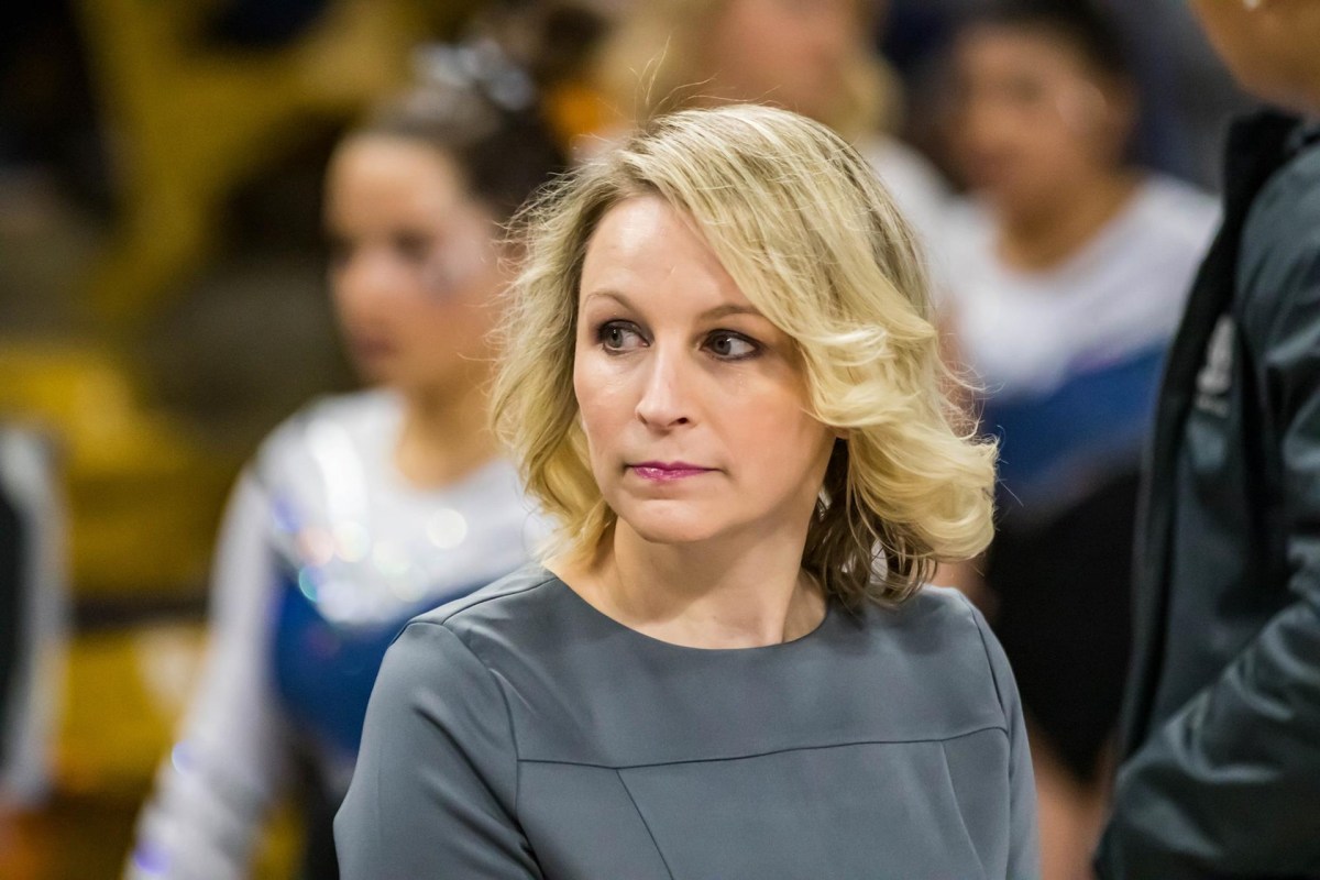 Clemson: Amy Smith Holds All the Aces – An Old School Gymnastics Blog