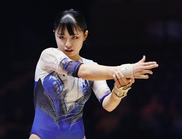 Gymnasts Who Overcame a Bad Showing at the Junior World Championships ...