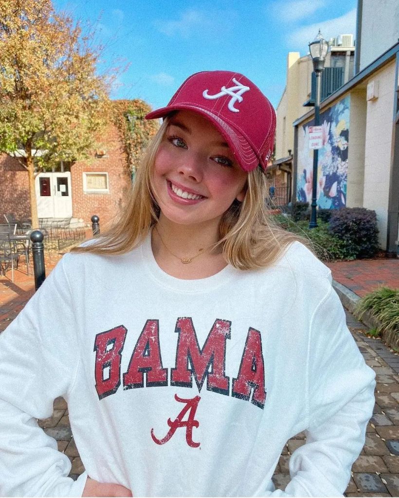 Why Everyone Loves Whitney Bjerken – An Old School Gymnastics Blog